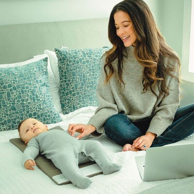 Baby Brezza 智能婴儿舒缓安抚床垫 带心跳、振动模拟母亲子宫.
