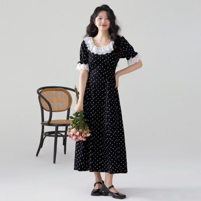 one more2026夏季新款蕾丝拼接碎花裙短袖连衣裙女高级感度假裙子