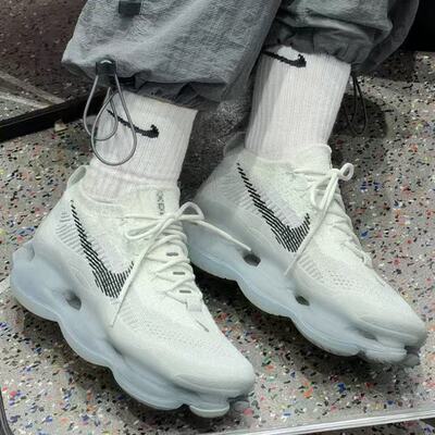 Nike/耐克 Air Max Scorpion 男女百搭运动气垫跑步鞋 FQ2694-001