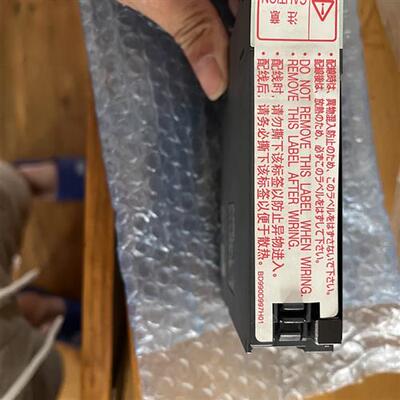 库存全新Q172DCPU-S1 PLC,图为实物拍摄,全新没包装需询价