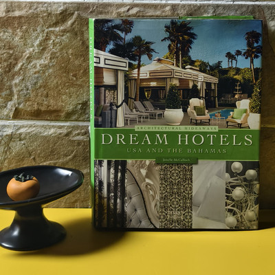 英文版【当天发】梦想酒店