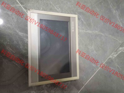 昆仑通态触摸屏TPC7062HI，角落有点刮伤，通电触摸灵敏