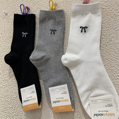 甜美卡通坑条女袜子kikiyasocks