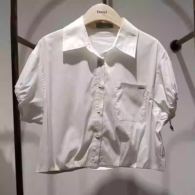 朵以2024夏季新款简约百搭翻领收口袖宽松短款衬衣上衣39DX130065