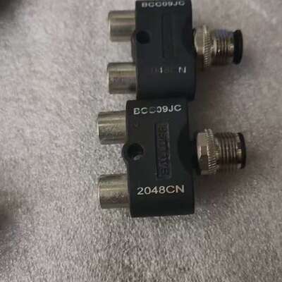 巴鲁夫BALLUFF BCC09JC T型转换接头，实物拍摄