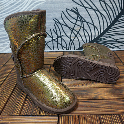 冬季新款真皮羊皮毛一体雪地靴 高筒靴时尚保暖女棉靴 平跟靴70-1