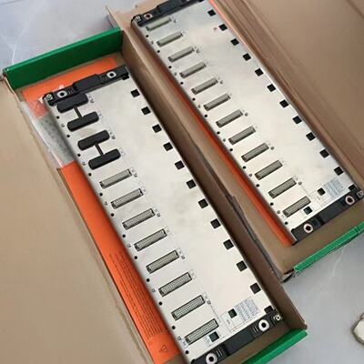 议价Schneider可扩展机架TSXRKY12EX TSXRKY12全新库存