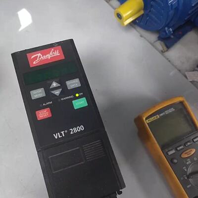 溢价-丹佛斯变频器1.5KWVLT2815PT4B20STR0D