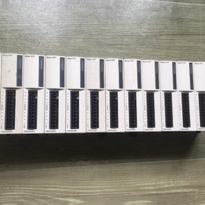 议价TM2DRA8RT TM2DDI8DT 施耐德 TM2DDI16DT TM2DRA16RT 带端子
