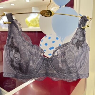 华歌尔 WB8322 金标图兰朵全罩杯超薄显小包容文胸女士文胸  798