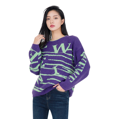 WEWE唯唯套头圆领不规则条纹