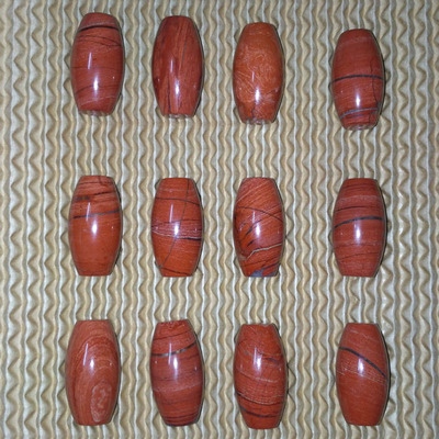 特价天然红石桶珠16x30mm