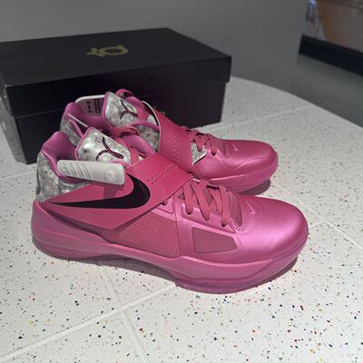 NikeKD4男子实战篮球鞋