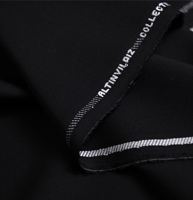 黑色 意大利阿尔蒂尼维尔迪兹抗皱防蛀精纺47姆70羊毛30粘胶150宽