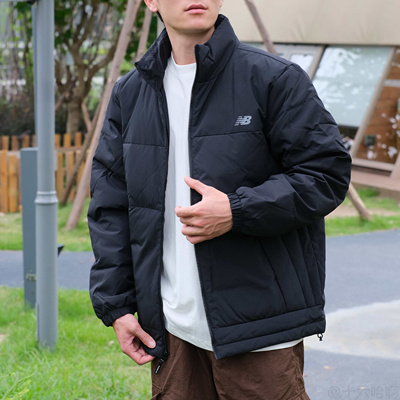 NB黑色男女羽绒服百搭立领保暖