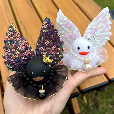 林里小黄鸭黑白公主鸭亮片翅膀裙子鸭鸭子周边