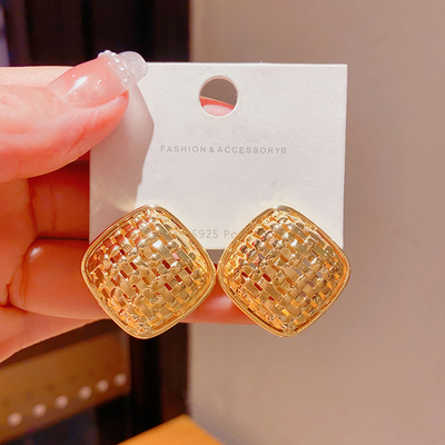 欧美大气高级感菱形夸张耳环新款复古轻奢耳饰气质s925纯银针耳钉