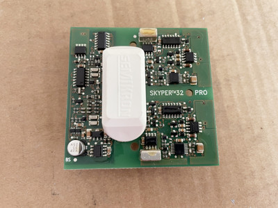 蚂蚁阿宅妹SKYPER32PRO L6100202FA二手西门康IGBT模块驱动板