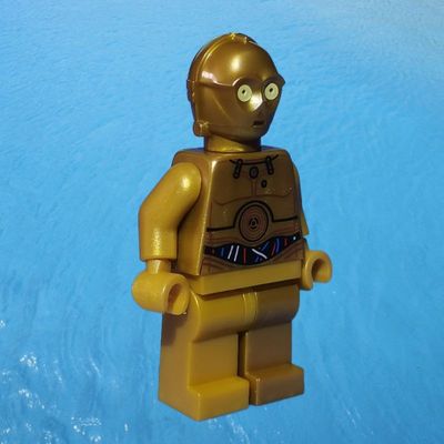 乐购积木星战2012C-3PO 与彩色电线图案小人仔配件76382身体身躯