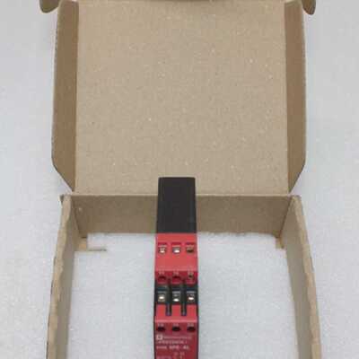 TELEMECANIQUE XPSAL5110 SAFETY RELAY 24VAC XPSALSERIEB
