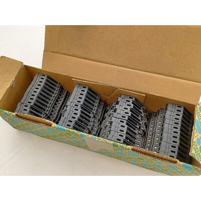 46 Stck Phoenix Contact Klemme UKK 5HESI 5X20  3007204 Neu i