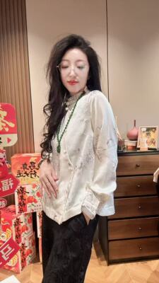 5280新中式国风缎面印花荷叶领长袖高级感盘扣显瘦百搭衬衫上衣