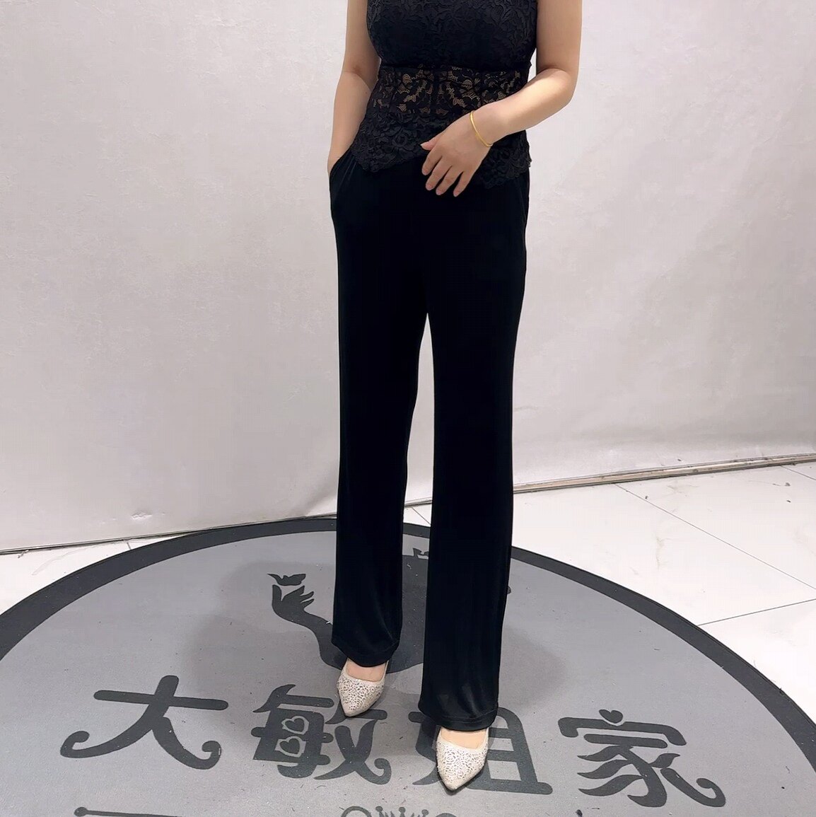 5386芮娜依莲夏款新品松紧腰醋酸面料遮肉显瘦休闲裤加大码女裤