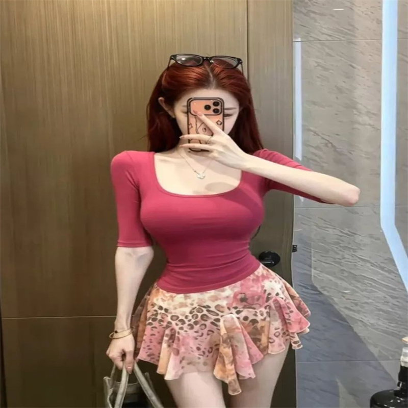 玫红色中袖T恤女豹纹雪纺裙子上衣两件套