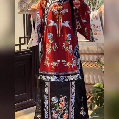 清漢女斜襟立領馬面裙清代古風氅衣晚清晉商少奶奶宮廷古董衣媒婆