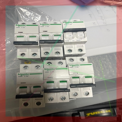 询价!施耐德Acti9微型断路器iC60H C16A 2P A9F