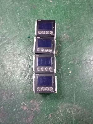 欧姆龙温控器E5CN-Q2HBT拆机功能正常包好成色实拍