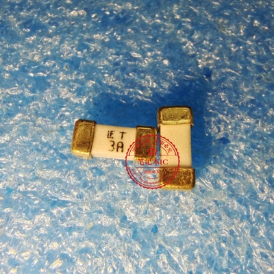 0452003.MRL  1808 贴片保险丝 LF T 3A 125V  新的  一个起拍