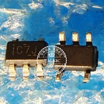 SN74LVC1G17QDCKRQ1  丝印C7J  封装SC-70-5缓冲器/驱动器