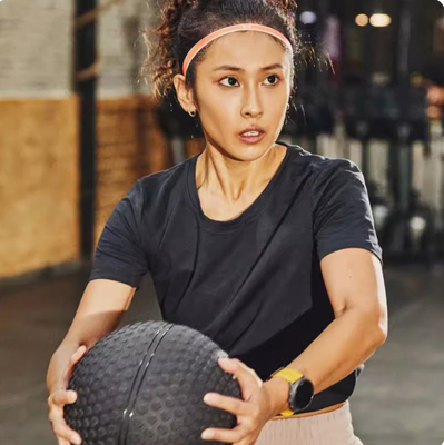 安德玛UA女柔软速干运动短袖T恤