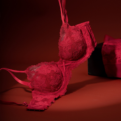 莉莉摩达红色蕾丝内衣套装法式小胸聚拢本命年女结婚新娘胸大显小