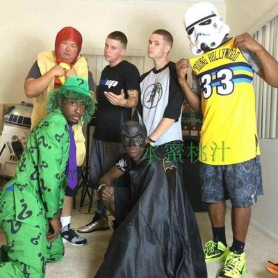 运动男子七分袖球衣