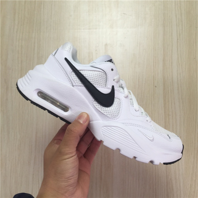 Nike复古男女气垫休闲跑鞋