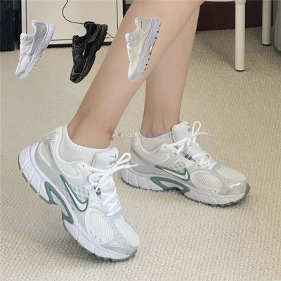 耐克女子V5RNR缓震透气跑鞋