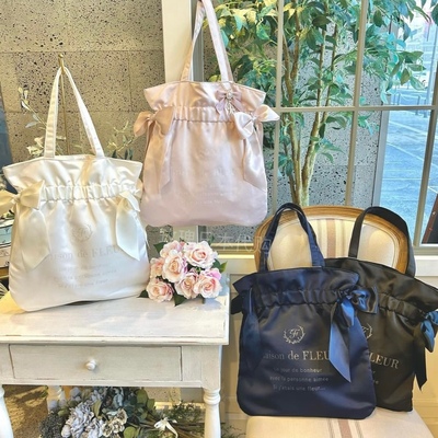 玫瑰日代现货Maison de fleur新款银色烫金固定蝴蝶结缎面单肩包