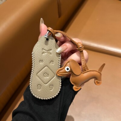 26新款小鹏MONAL03实体钥匙套M03男女生包壳扣专用简约高级腊肠狗