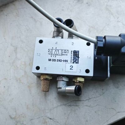 议价-德国原装AIRTEC电磁阀M-05-510-HN，24V电压-可维修