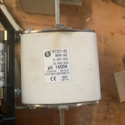 议价中熔熔断器RT301-AGRT301-AGNH3-AGRT301-AGNH2-AG