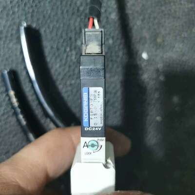 议价KOGANEI电磁阀F18T3PSDC24V两个需
