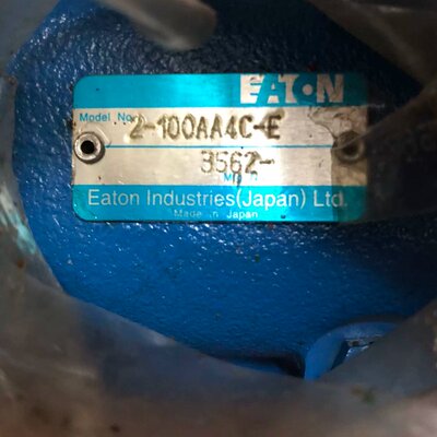 议价Eaton 2-100AA4C-E 3562液压帮浦