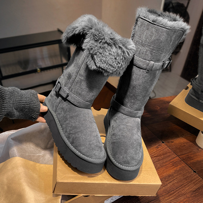 羊毛皮一体雪地靴女款冬季新款2025东北保暖加绒防滑桑坡中长筒靴