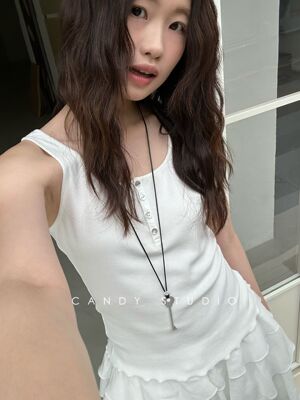 2026夏季新款韩系时尚圆领无袖背心女修身显瘦百搭上衣舒适打底衫