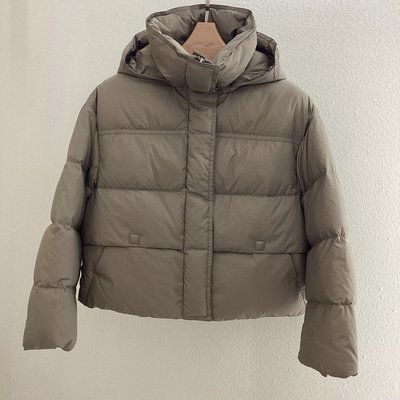 艾莱依2025冬季新款摩登简约女短羽绒服6025204030吊牌价1267