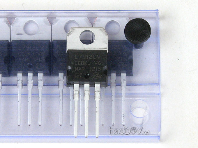 ST7905 7912 7915 5 12 15v伏三端稳压电路电源管模块拍下请备注_虎窝淘