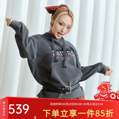 阿迪达斯三叶草情侣款连帽卫衣