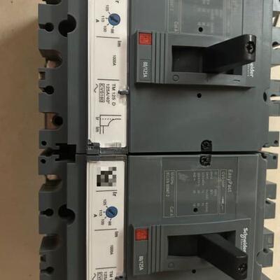 议价几乎全新施耐德EasyPact塑壳断路器CVS160F，3P